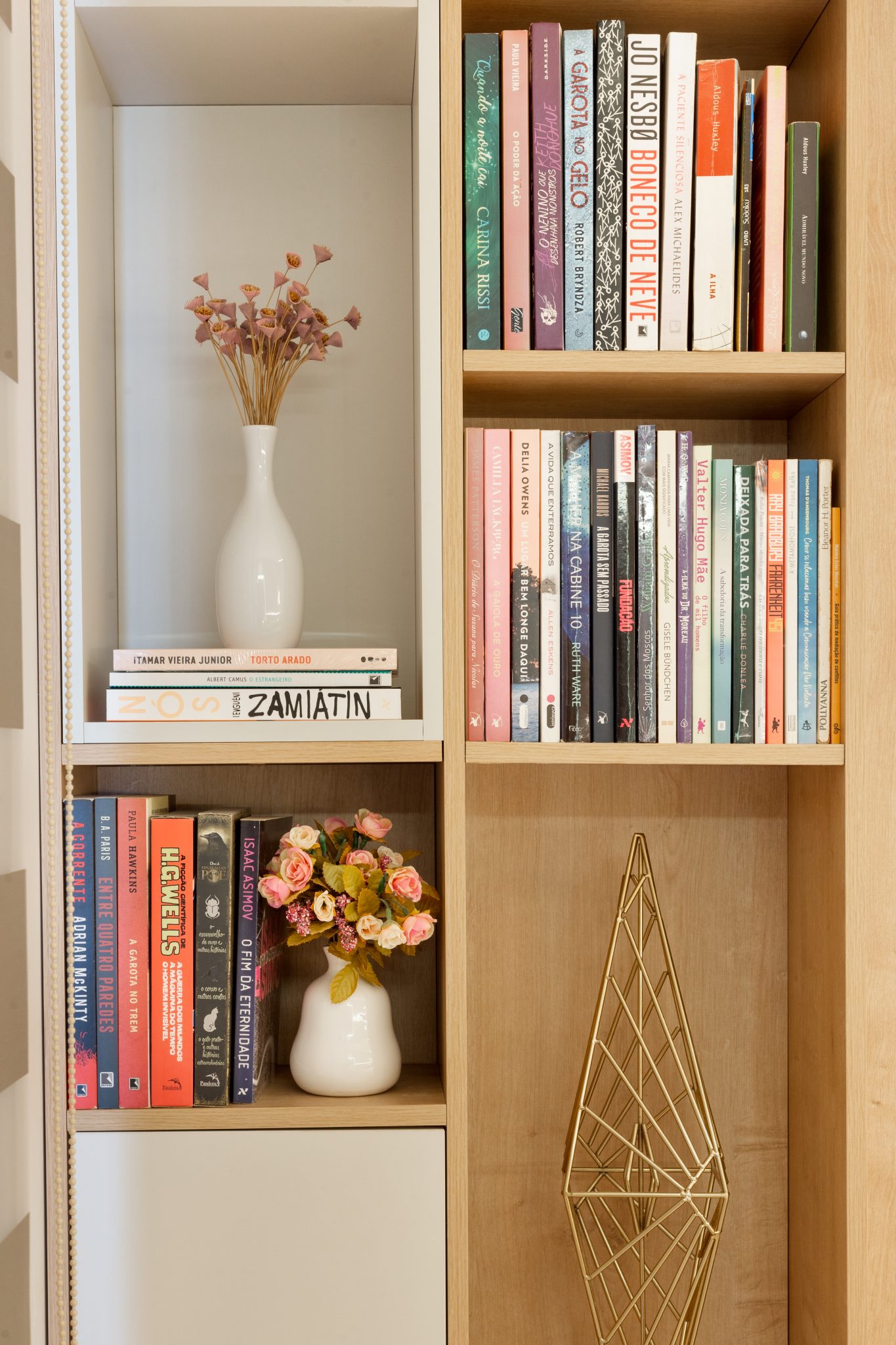 Estante de livros: 4 ideias inovadoras - Finger Móveis Planejados ...