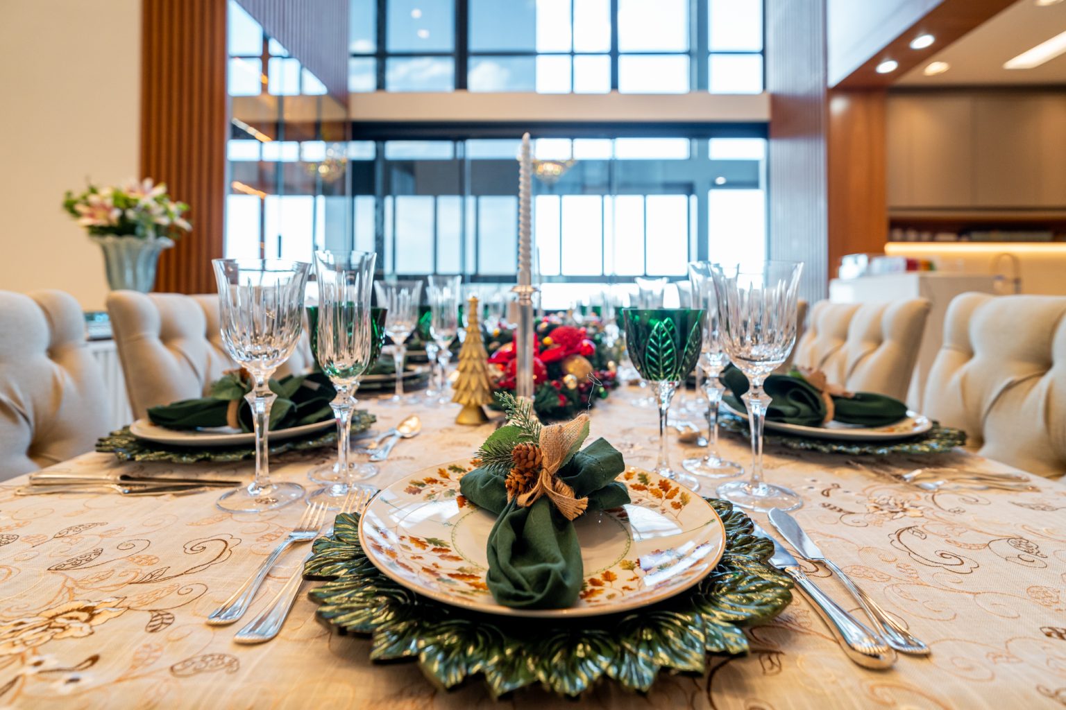 Como montar mesa posta clássica: confira 6 dicas! • Finger Móveis ...