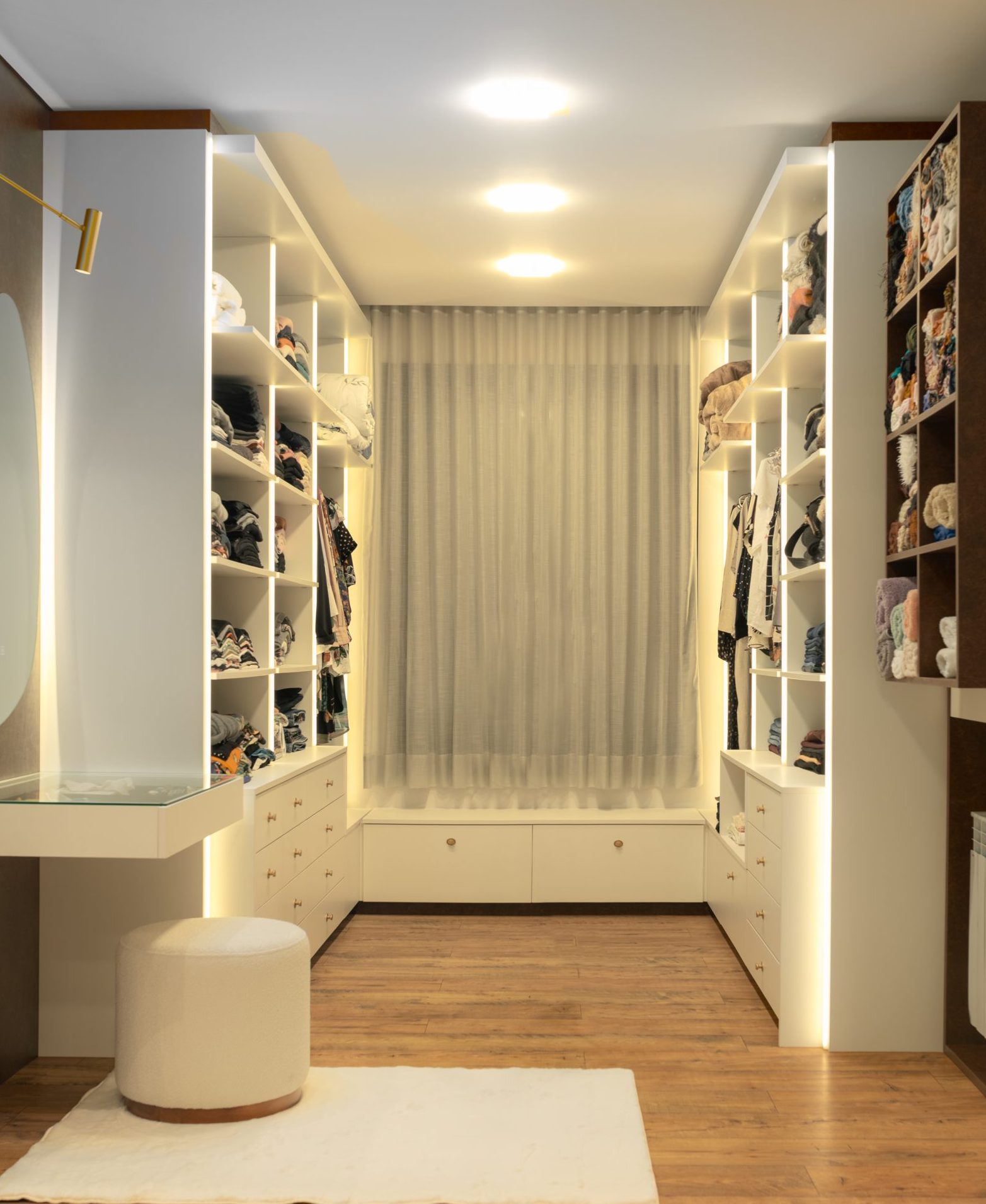 Móveis planejados para closet: 4 dicas para escolher • Finger Móveis ...